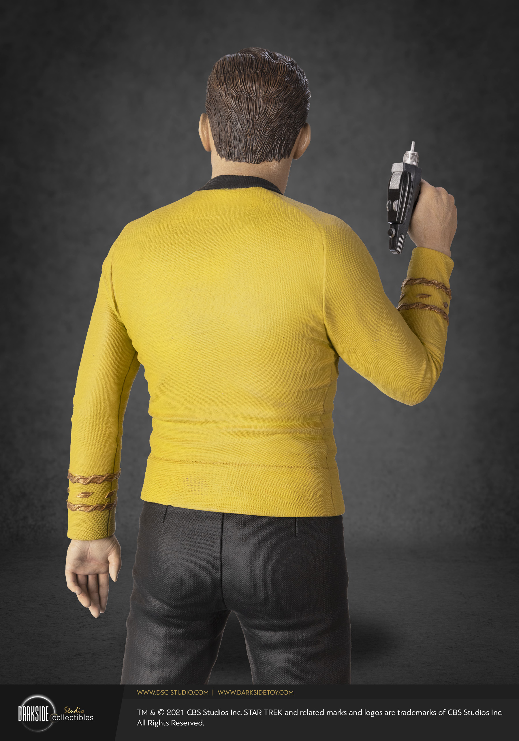 Star Trek: Captain James T. Kirk 1/3 Scale Museum Statue By Darkside ...