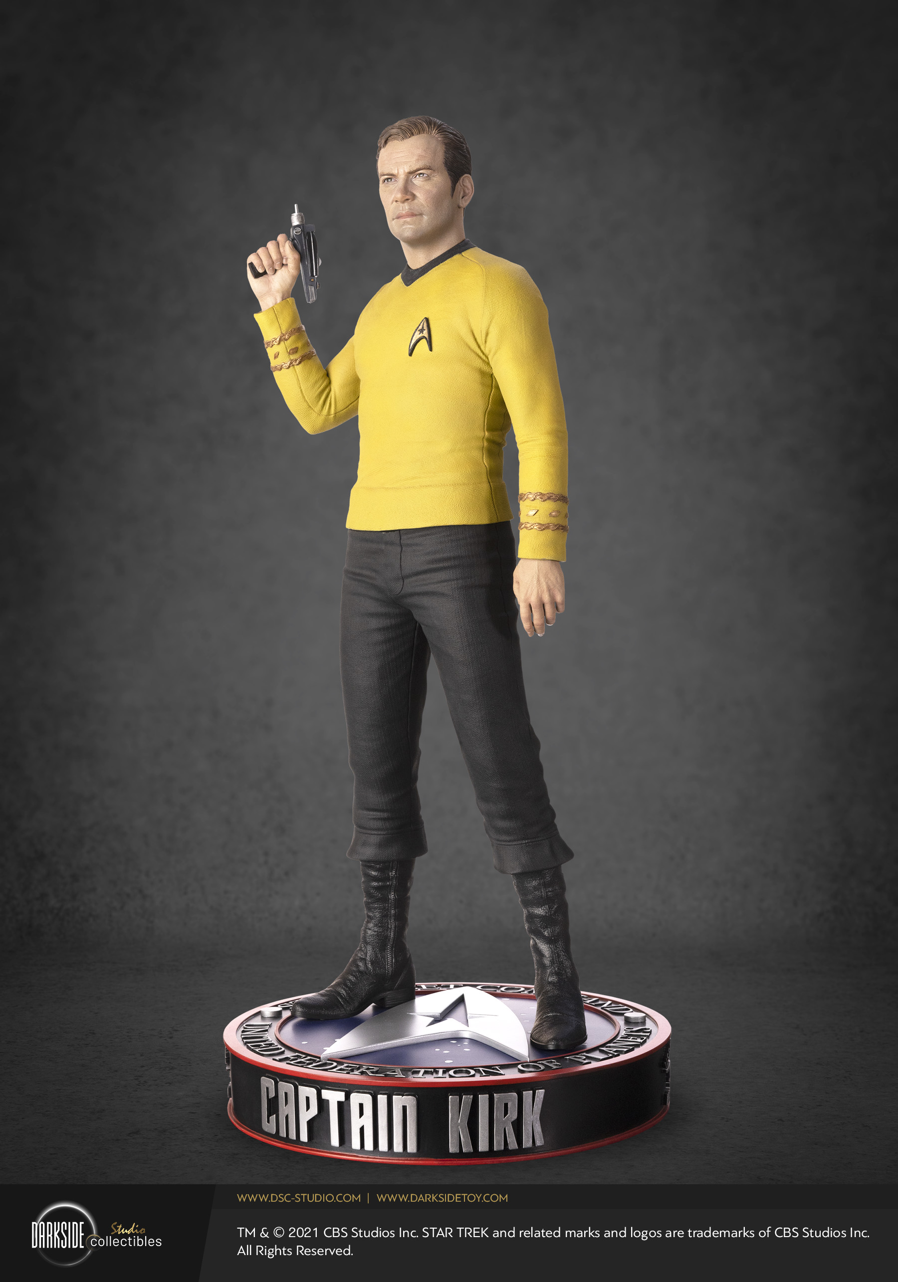 Star Trek: Captain James T. Kirk 1/3 Scale Museum Statue By Darkside ...