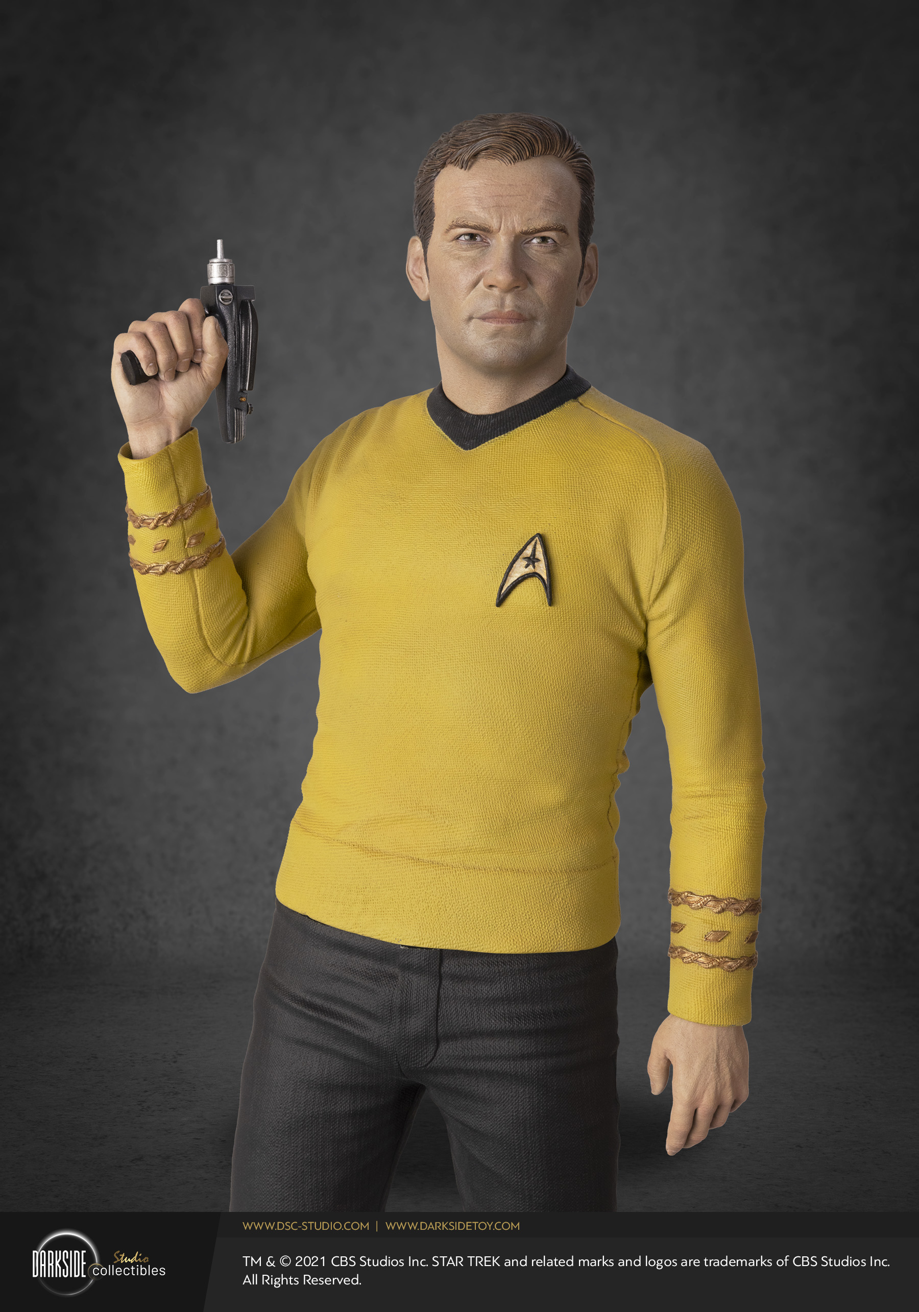 Star Trek: Captain James T. Kirk 1/3 Scale Museum Statue By Darkside ...