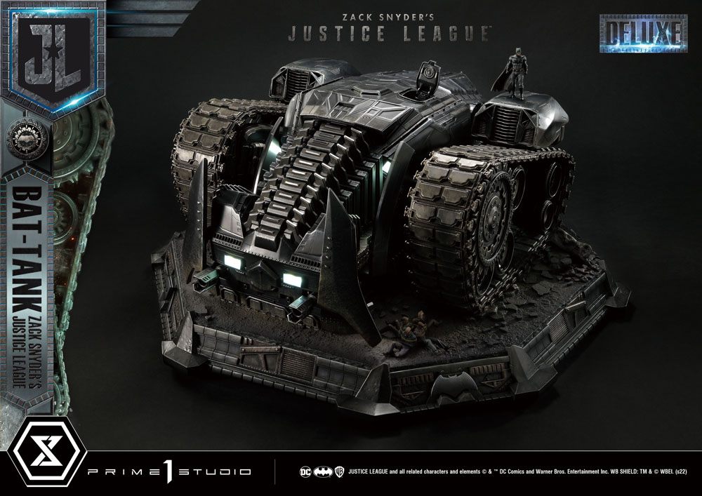 DC Comics: Bat-Tank Deluxe Version Zack Snyder's Justice League Museum ...