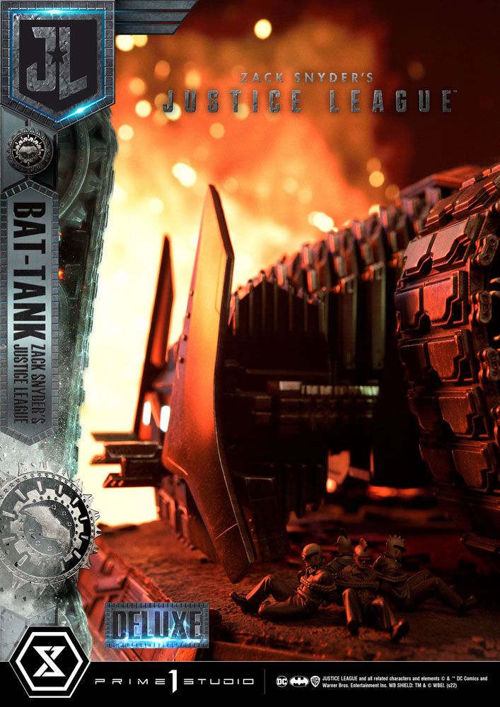 DC Comics: Bat-Tank Deluxe Version Zack Snyder's Justice League Museum ...